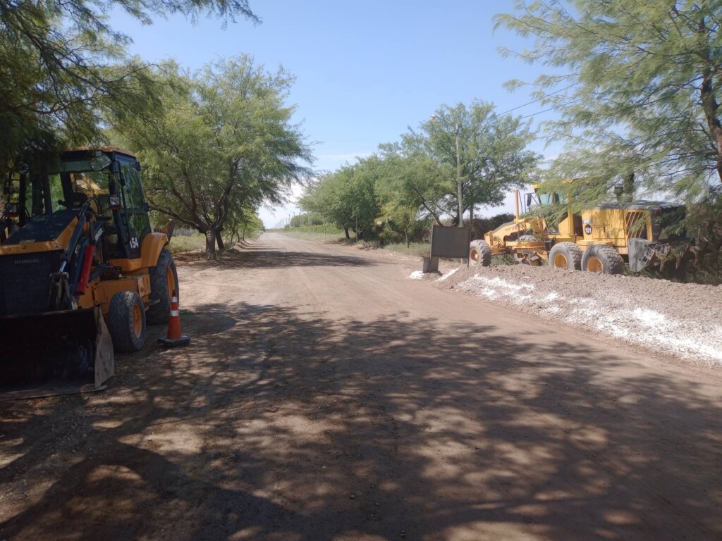 El gobernador Marcelo Orrego tomo la decisión de hacer el pavimento ...
